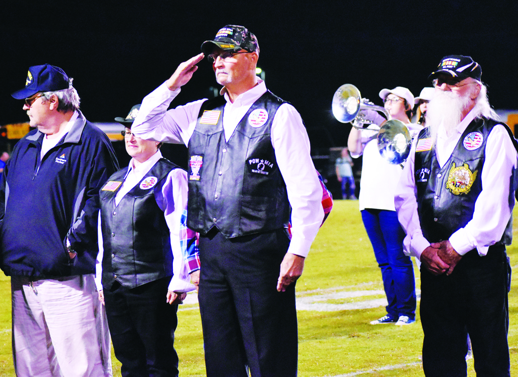 Veterans honored at Homecoming game – Jeff Davis Ledger
