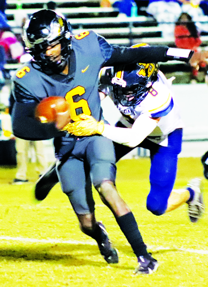 Jackets roll over East Laurens 43-0 – Jeff Davis Ledger